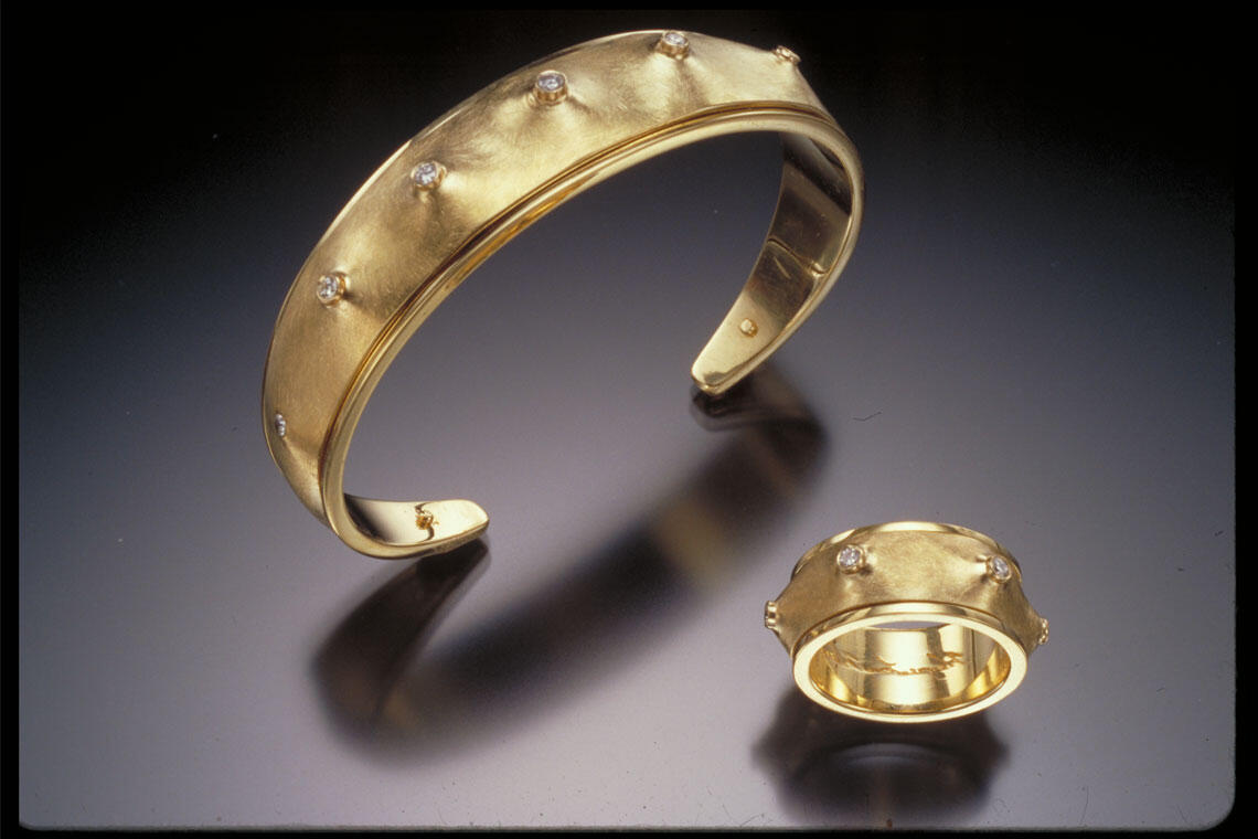 Flush and Pavé Setting | Metalwerx